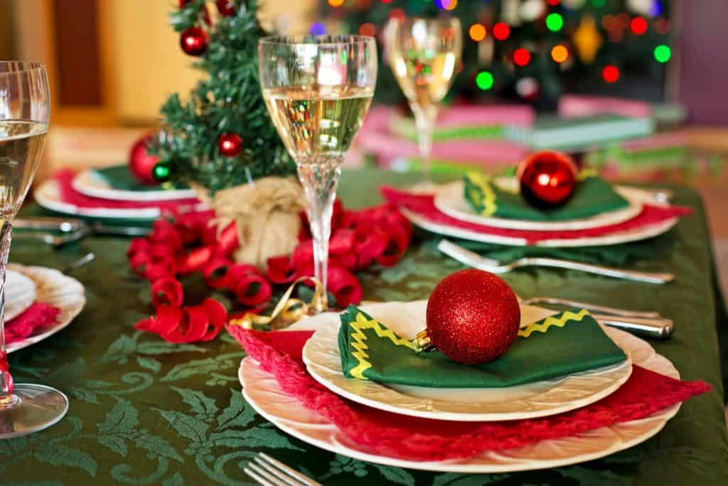 Christmas Party: Ultimate Guide to Planning and Hosting - The Event Book
